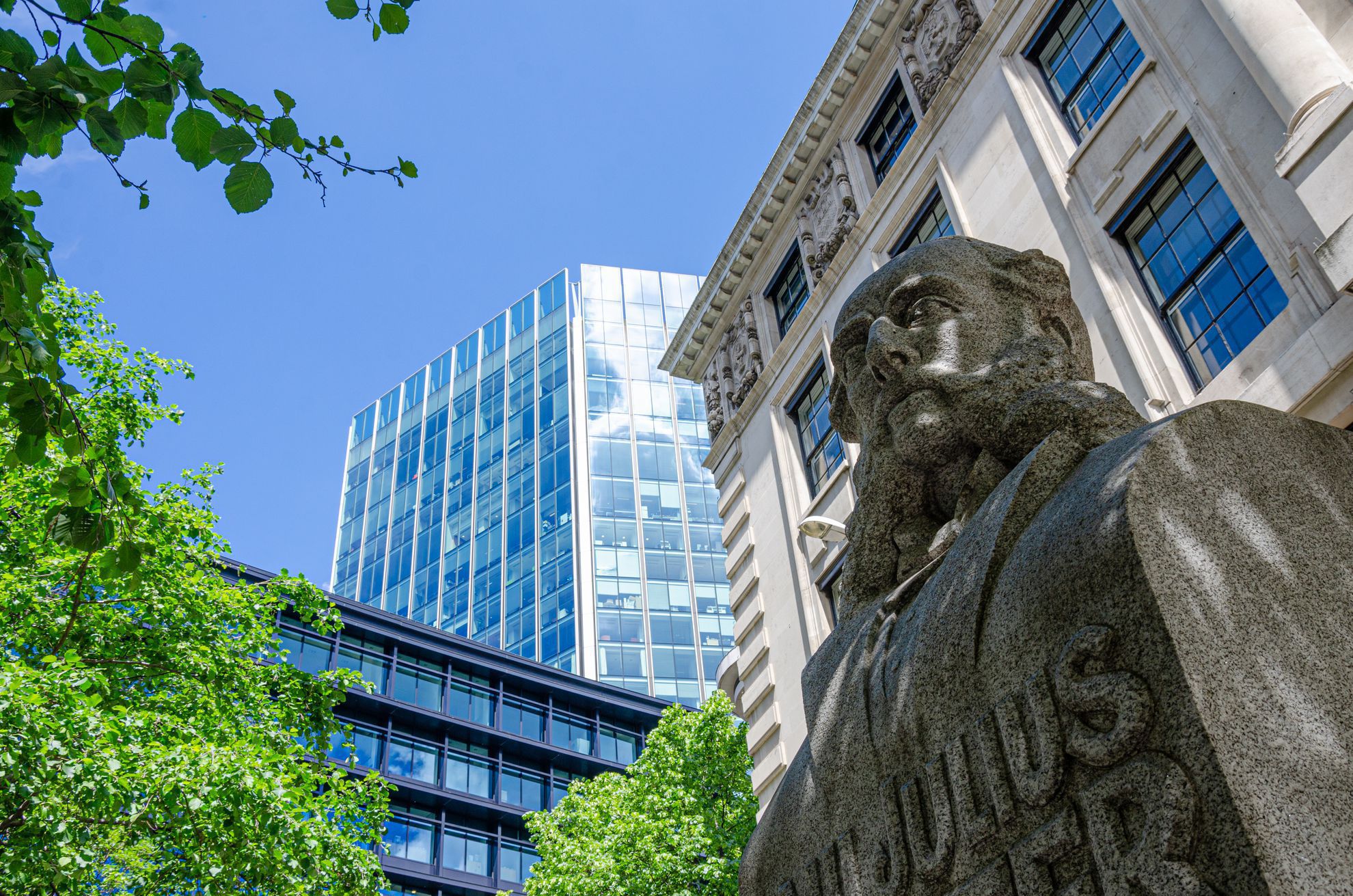 Algorithmic Trading History: A Brief Summary - Analyzing Alpha